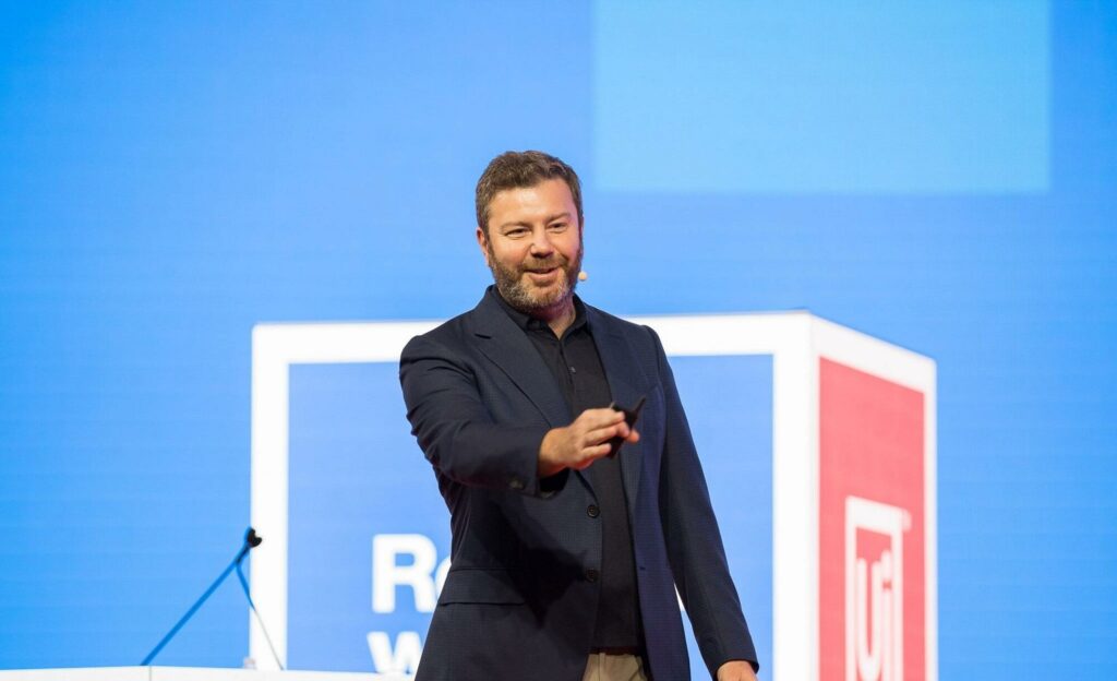 Daniel Dines: Revolutionizing the RPA Industry and Redefining ...